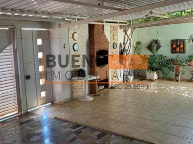 Linda casa a venda com 3 dormitórios à venda completa de armários, 154 m² Jardim São Francisco S