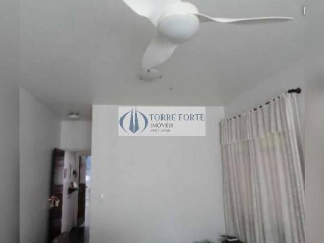 Linda casa com 3 dormitórios e 3 vagas em Vila Barbosa