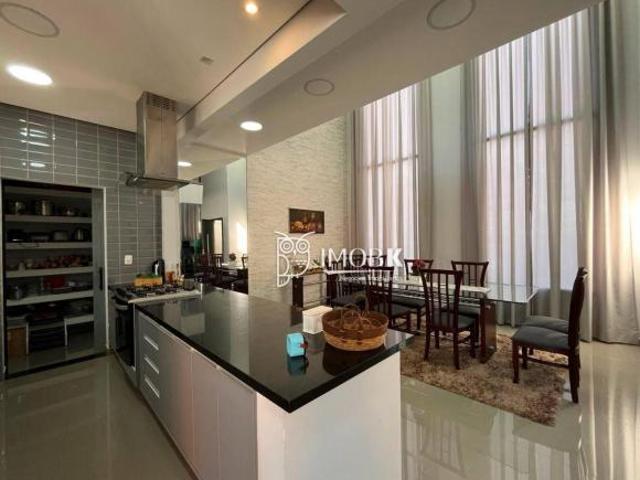 Linda casa com 3 dormitórios e à venda, 214 m² por R$ 1.800.000 Parque Centenário Jundiaí/SP