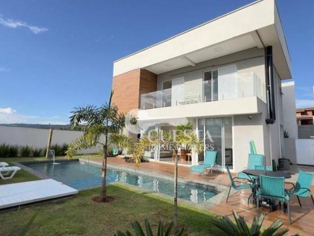Linda casa com 3 dormitórios, sendo * 2 suítes à venda, 210 m² por R$ 999.000 Condomínio Ninho V