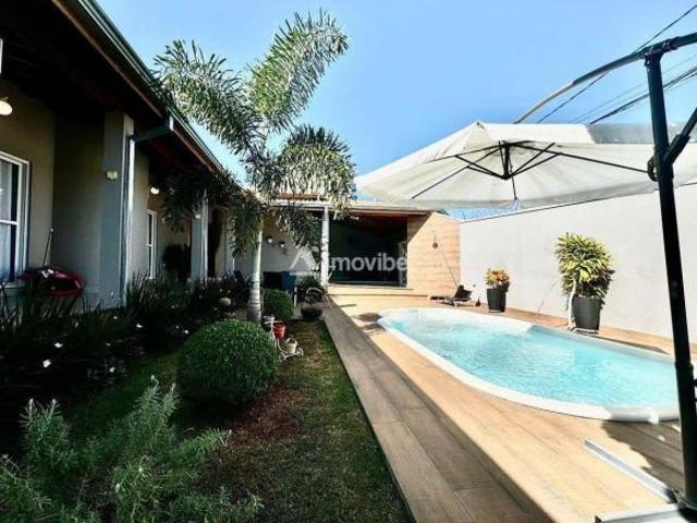 LINDA CASA COM 3 DORMITÓRIOS SENDO 3 SUITES NOVA ODESSA SP