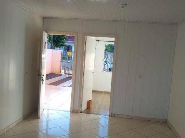 Linda casa com 3 quartos estrutura em concreto solido revestido