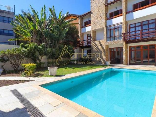 Linda Casa Com 3 Quartos No Jardim Guedala. Ao Lado do Einstein e Palácio do Governo
