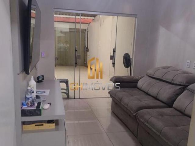 Linda casa com 3 quartos sendo 1 suíte no Residencial Gameleira 2