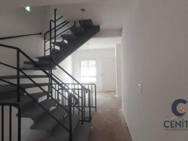Linda Casa com 3 suítes à venda, 201 m² por R$ 900.000