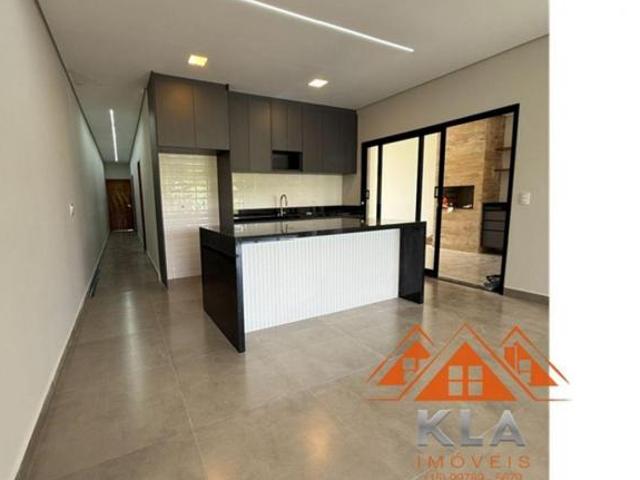 Linda Casa com Vista Incrível – Condomínio Reserva Ipanema / 03 suítes / Sorocaba/SP