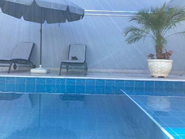 Linda casa com vista para mata no condomínio Ibiaram II ITUPEVA