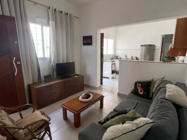 LINDA CASA COM ÁREA GOURMET E JACUZZI NO TERRAÇO!