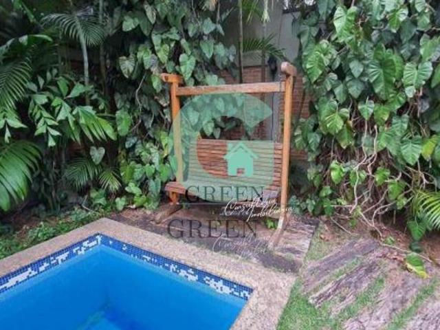 Linda Casa com Enorme Terreno a Venda no Jardim Marajoara!