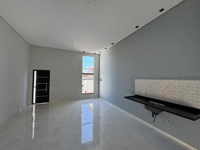 Linda casa com fachada diferenciada/ churasqueira/ suite/ Taubaté
