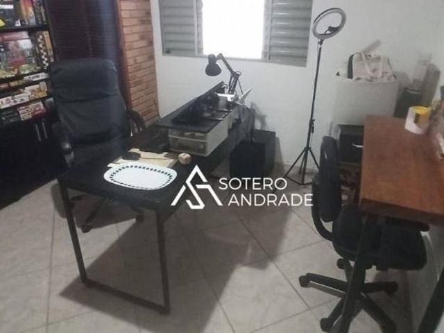 Linda Casa Com Piscina No Bairro Gaivotas