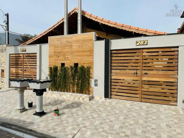 LINDA CASA COM PISCINA EM MONGAGUÁ !