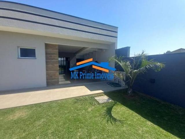 Linda Casa Condomínio 4 Dormitórios sendo 2 Suítes Vargem Grande Paulista