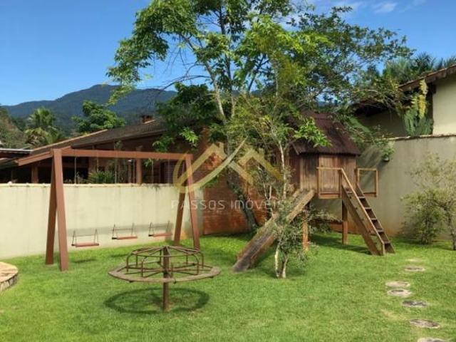 LINDA CASA CONDOMINIO COM SEGURANÇA 24HS, LAGO, RIO, ETC.