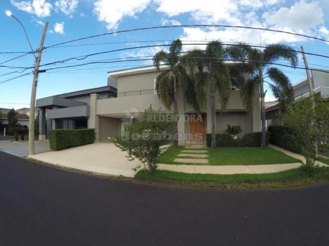 Linda Casa Condomínio Damha 3