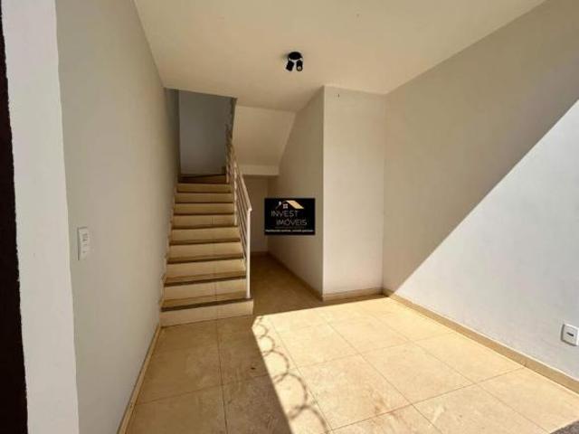 Linda Casa Duplex, bairro Duque de Caxias Betim/MG
