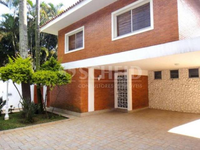 LINDA CASA DE ALTO PADRÃO NO MORUMBI