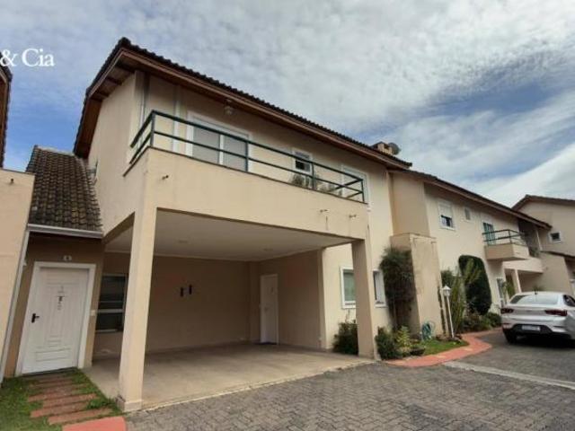 Linda Casa de Alto Padrão em Condomínio à Venda em Atibaia