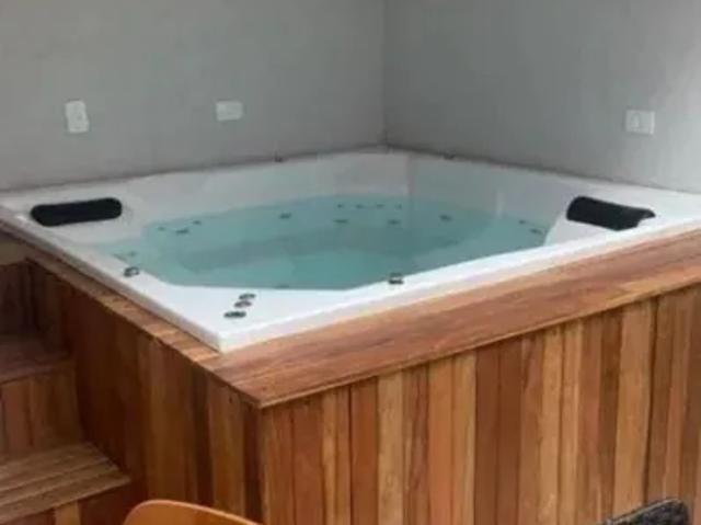 Linda casa de condomínio fechado na Mooca