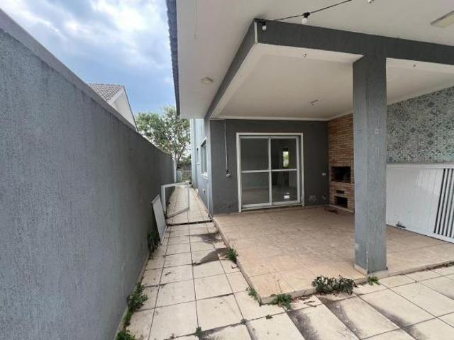 Linda casa de condomínio para venda em Arujá SP