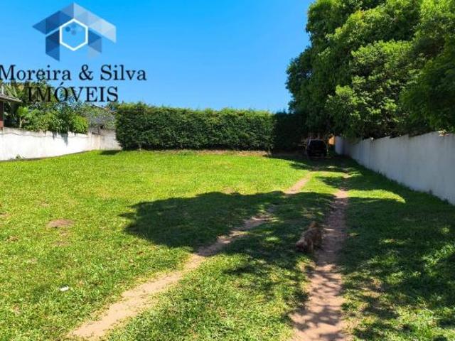 Linda Casa de Frente para a RS 040 com Piscina – Águas Claras, Viamão/RS
