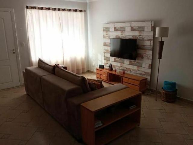 Linda Casa de 120m2 em Condomínio na Vila Eldizia