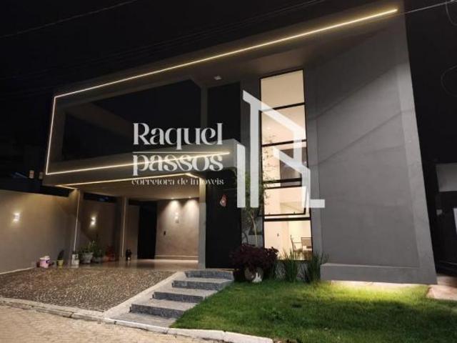 Linda casa de 360m² e 3 suítes em Arniqueiras
