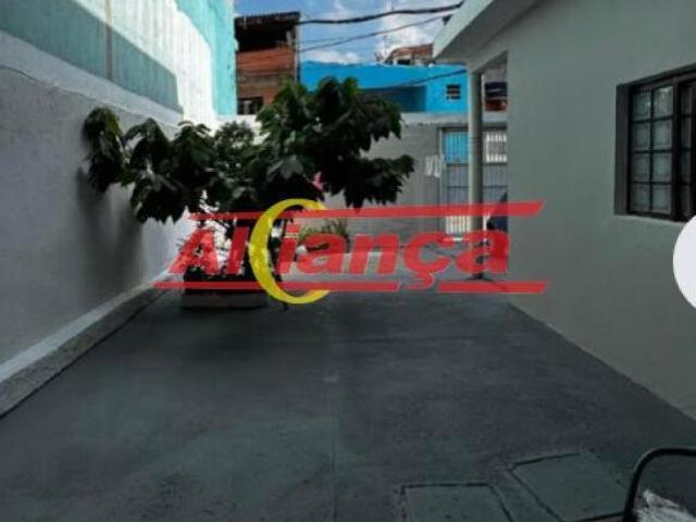 Linda Casa de 3 quartos Reformada no Taboão!