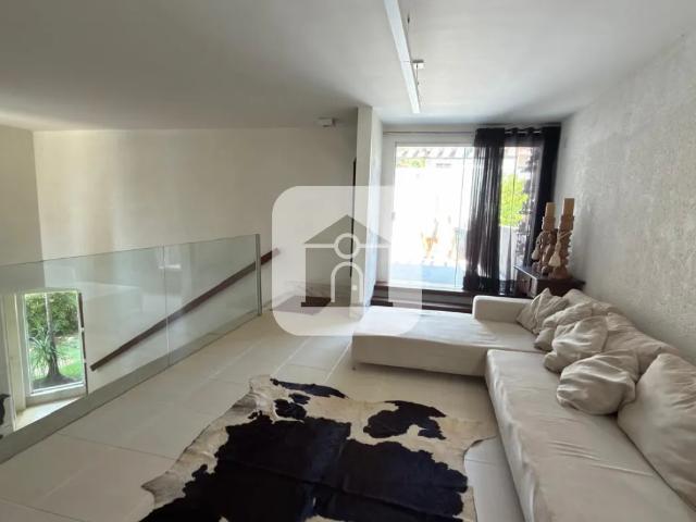 Linda casa disponível para locação ou venda