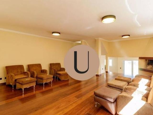 Linda Casa em Alphaville