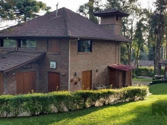 Linda casa em Canela