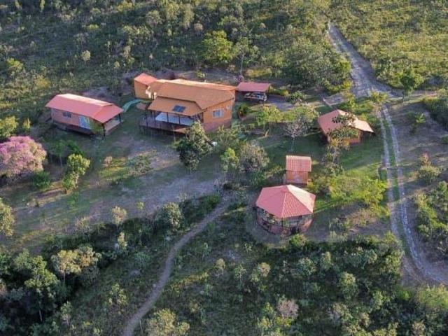 Linda casa em chácara com rio em Alto Paraíso GO