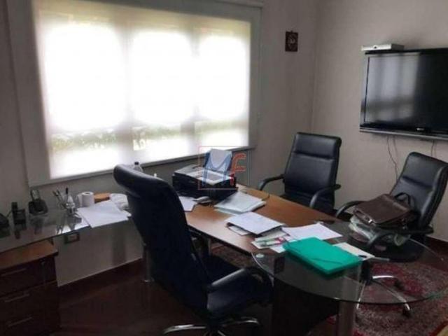 Linda casa em cond. fechado em Barueri Aldeia da Serra, 927m² a.u 614m² terreno, 4 suítes, 4 vag