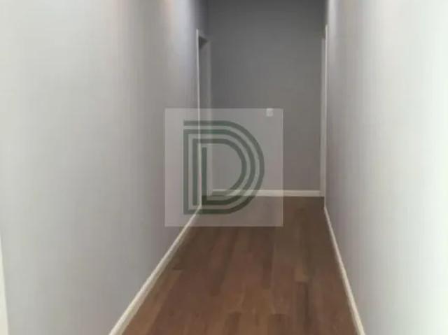 Linda Casa em Condomínio Fechado 310 m² de Área Útil