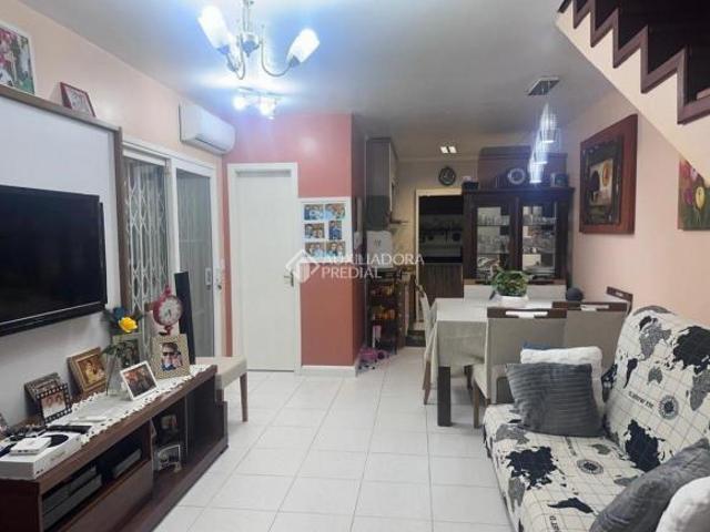 linda casa em condomínio