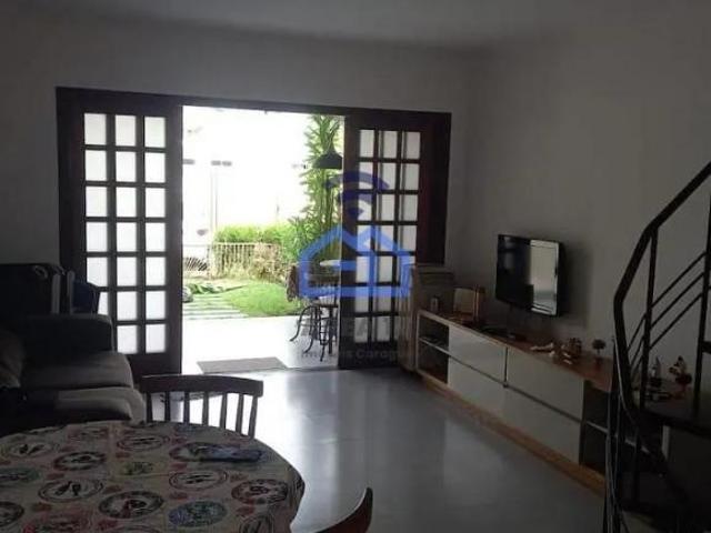 Linda Casa em Condomínio à venda, a apenas 100m da praia do Massaguaçu em Caraguatatuba, SP