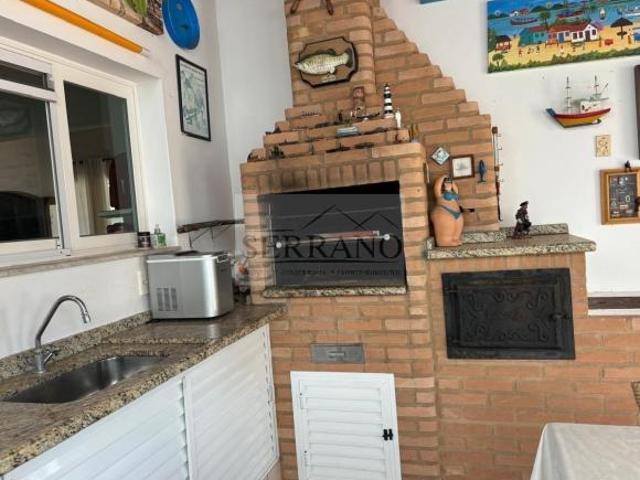 Linda casa em condomínio à venda em Vinhedo SP, Jardim Panorama 3 quartos, 2 suítes, 3 salas, 3 ba