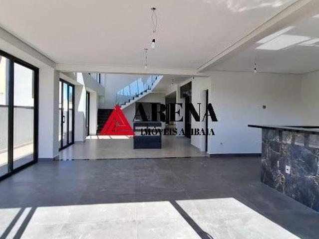 Linda casa em condomínio à venda em Atibaia SP, Condomínio Figueira Garden 4 suítes, 3 salas, 6 ba