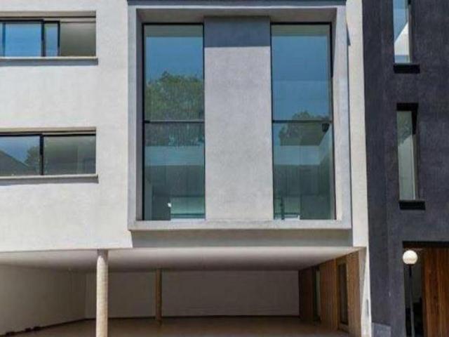 Linda Casa em Condomínio à Venda em São Paulo SP 4 Quartos, 4 Suítes, 6 Banhei