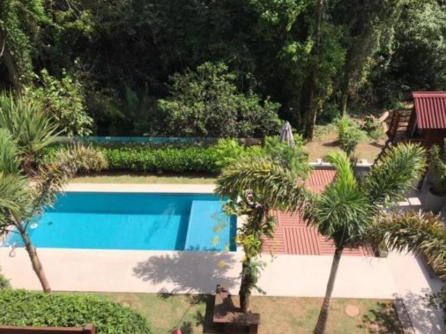 Linda Casa em condomínio à venda em Santana de Parnaíba SP, bairro Tarumã: 3 quartos, 3 suítes, 2 sa