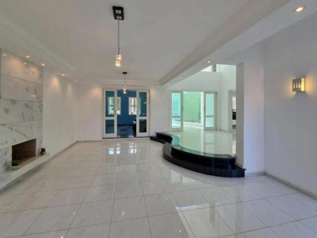 Linda casa em condomínio de alto padrão. Villagio de Verona em Vinhedo