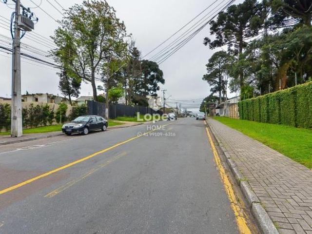 LINDA CASA EM CONDOMÍNIO FECHADO COM 200 M², 3 QUARTOS E 3 VAGAS NO XAXIM