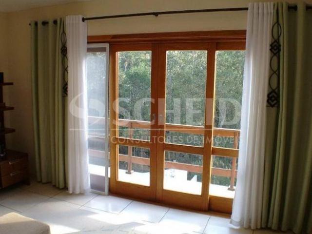 LINDA CASA EM CONDOMÍNIO FECHADO COM 5 SUÍTES, ÁREA GOURMET ESPETACULAR