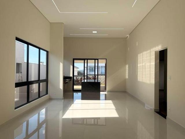 Linda casa em condomínio fechado com lazer em Vespasiano