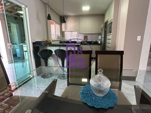 Linda casa em condominio fechado no Banderiantes com 120m2