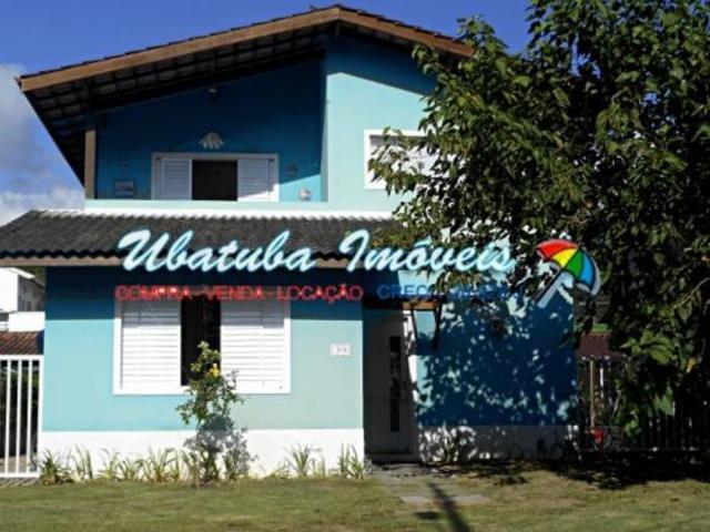 Linda casa em condomínio Fechado Park Hills