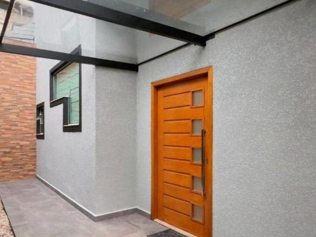 LINDA CASA EM CONDOMÍNIO FECHADO RICA EM PLANEJADOS