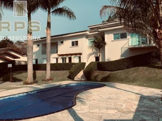 Linda Casa em Condomínio Flamboyant em Atibaia