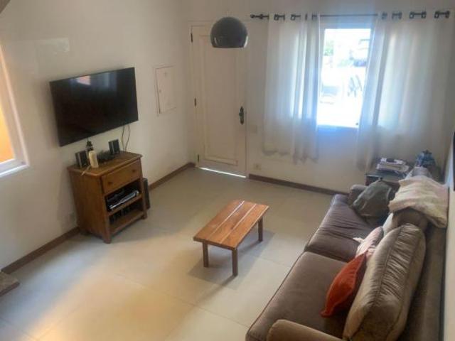 Linda casa em condomínio km15 Raposo Tavares 3 dorms suite 2 vagas