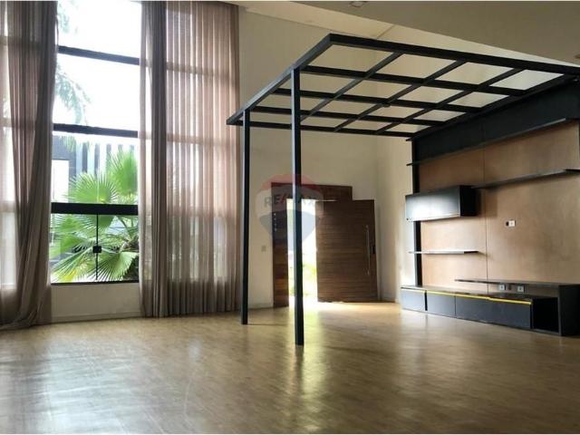 Linda Casa em condomínio horizontal!